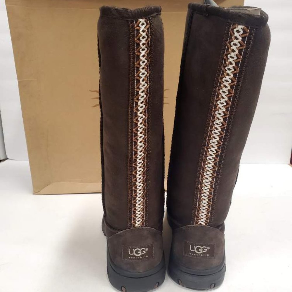 Ugg Women's Ultimate Tall Braid, Choco Brown, Size 5 - Gem